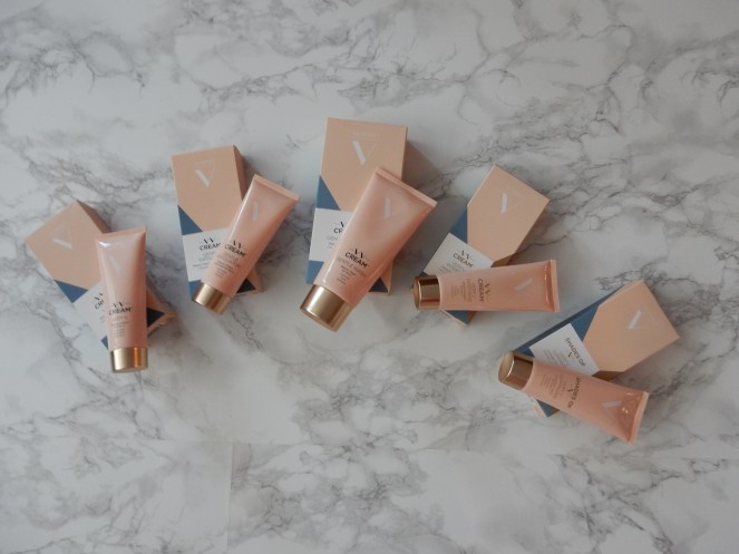 The Perfect V – Sarah In Style