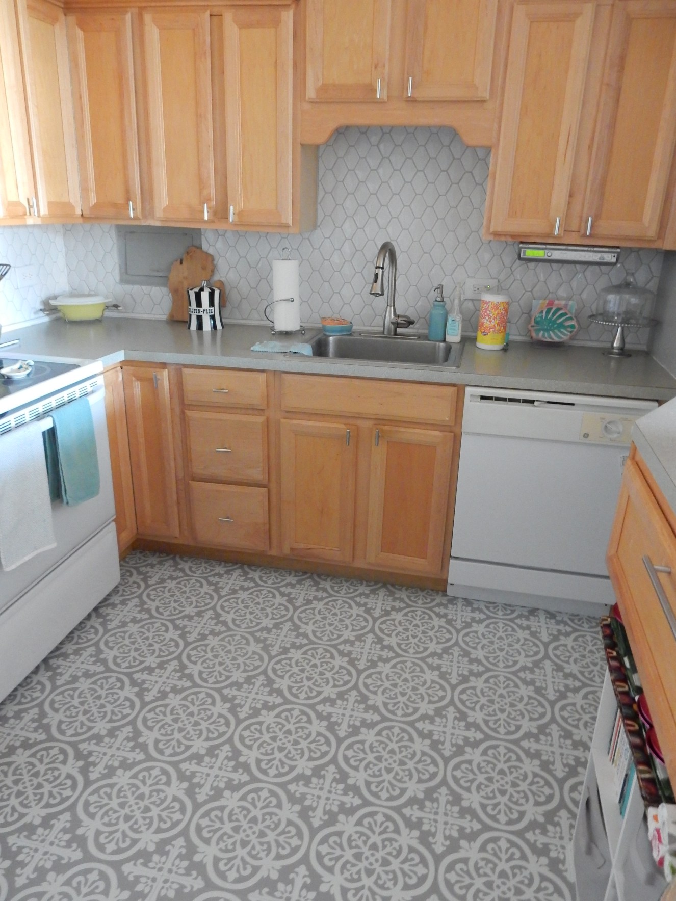 Another DIY Kitchen Update: Floor Tile – Sarah In Style
